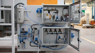 Plastic deflashing part 4 - System characteristics and features for ...