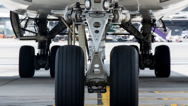 Aerospace, Part 1 – Cost-Effective, Mechanical Finishing for Large ...